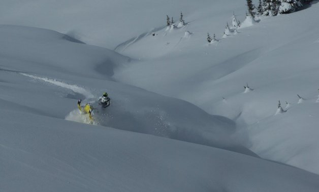 Snowmobiling in Valemount, B.C. | SnoRiders